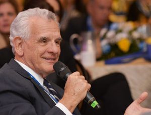 Stanley A. Motta dintinguido con premio internacional - Inversiones Bahía